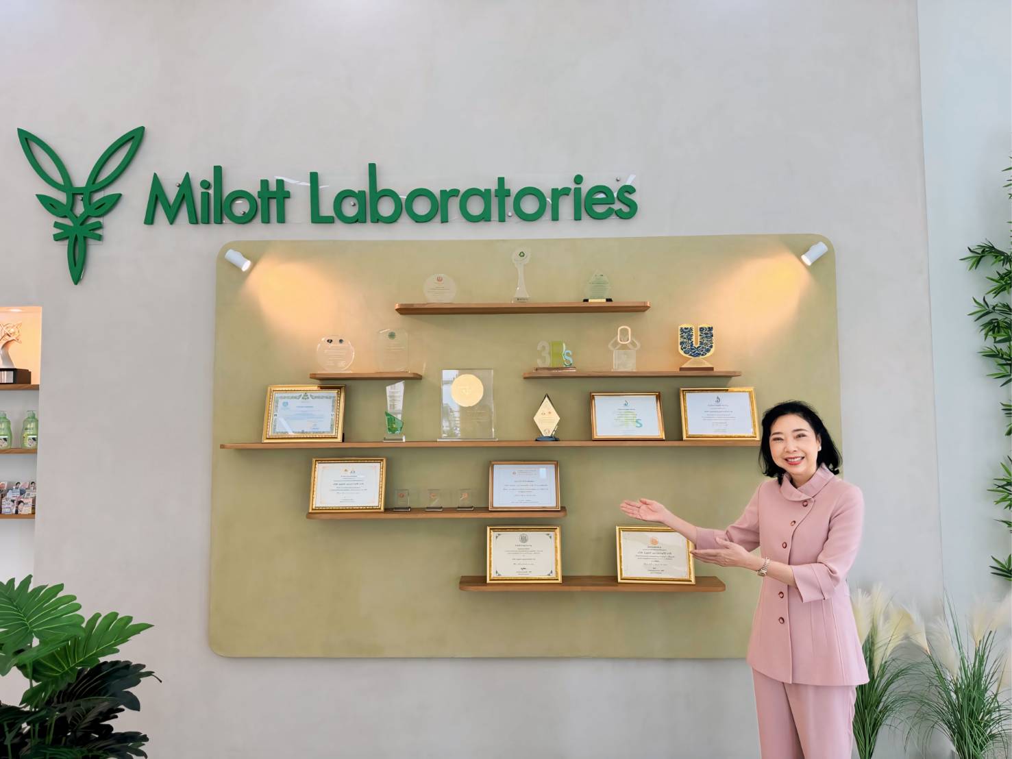 Milott Laboratories | Leading OEM/ODM Cosmetics Manufacturing Partner